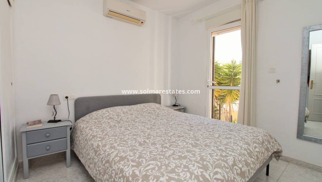 Appartement met 2 slaapkamers op de begane grond met tu